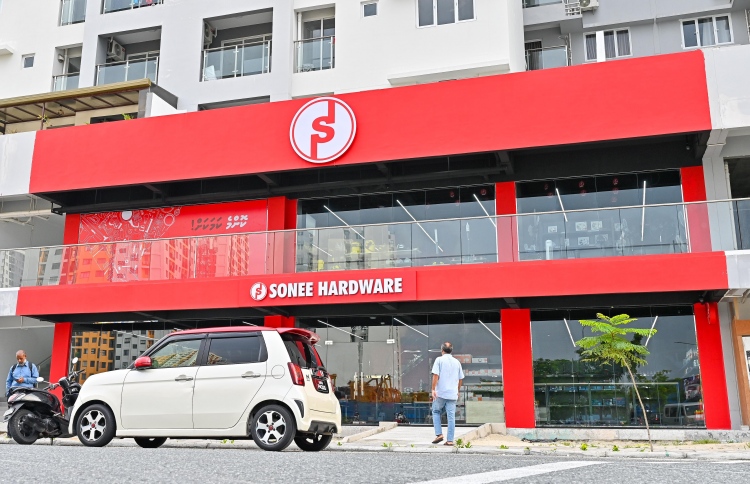 Sonee Hardware Opens Outlet in Hulhumalé Phase 2